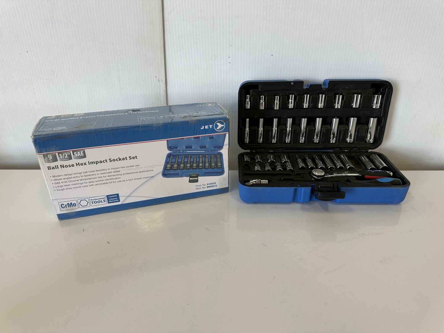 9 Piece Ball Nose Hex Impact Socket Set and 1/4 Inch Drive Partial ...