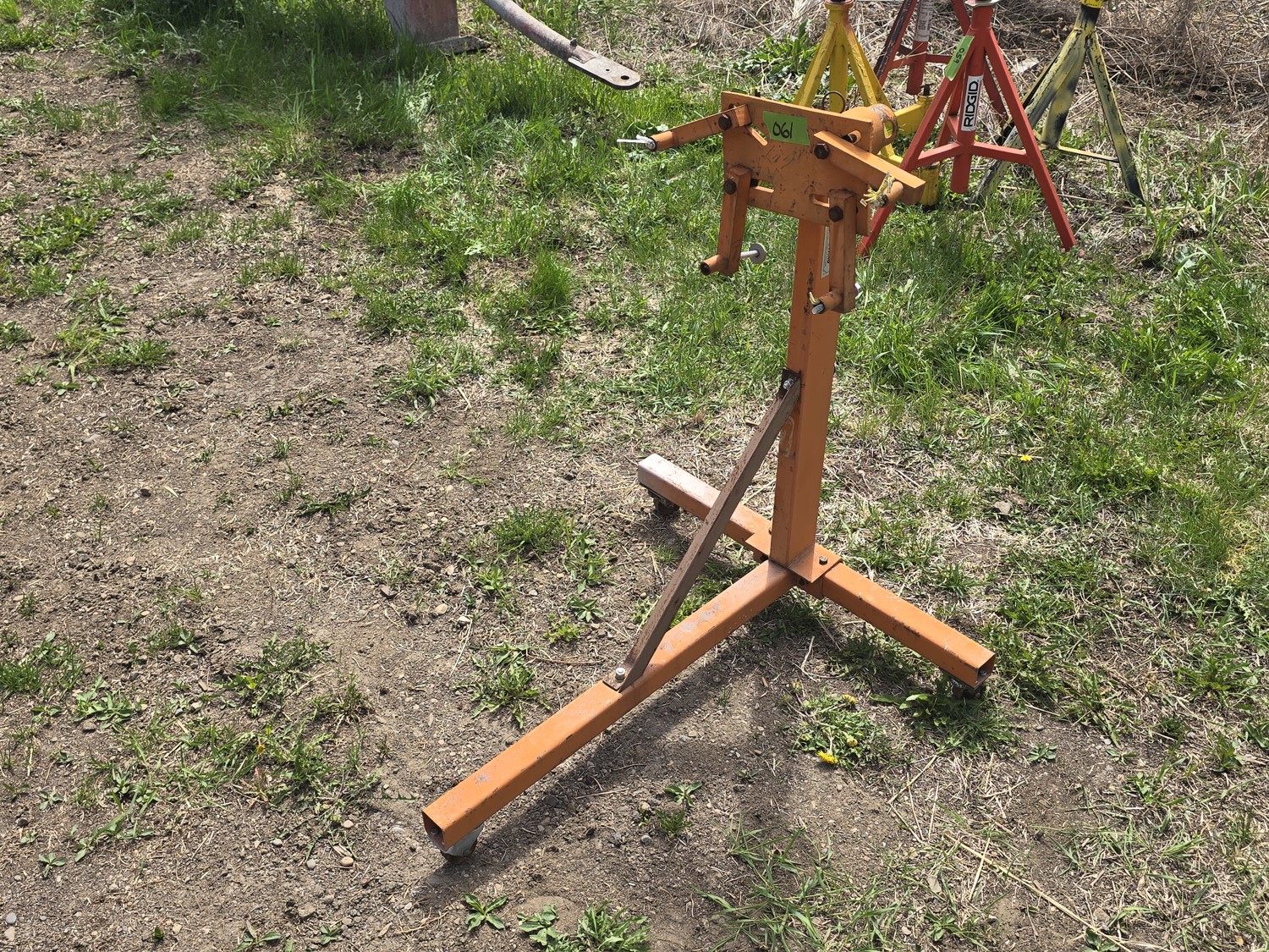 Foremost Tool Co. Engine Stand - 26FI | Team Auctions