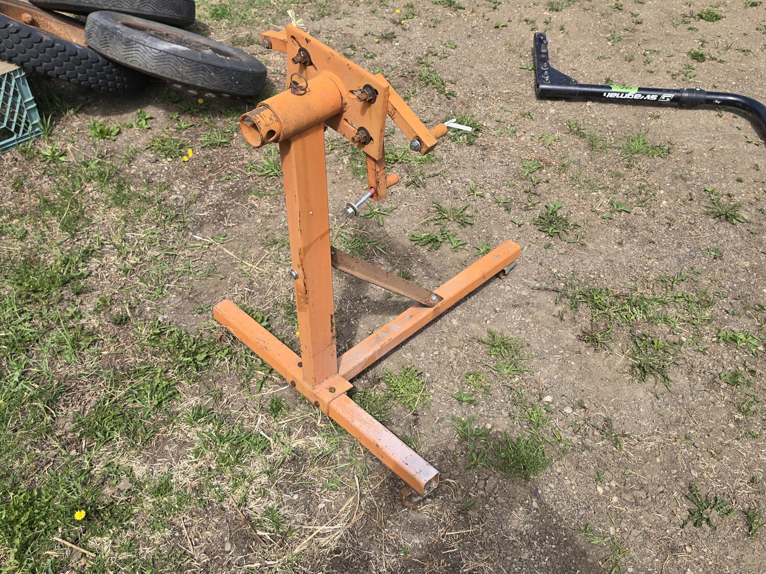 Foremost Tool Co. Engine Stand - 26FI | Team Auctions