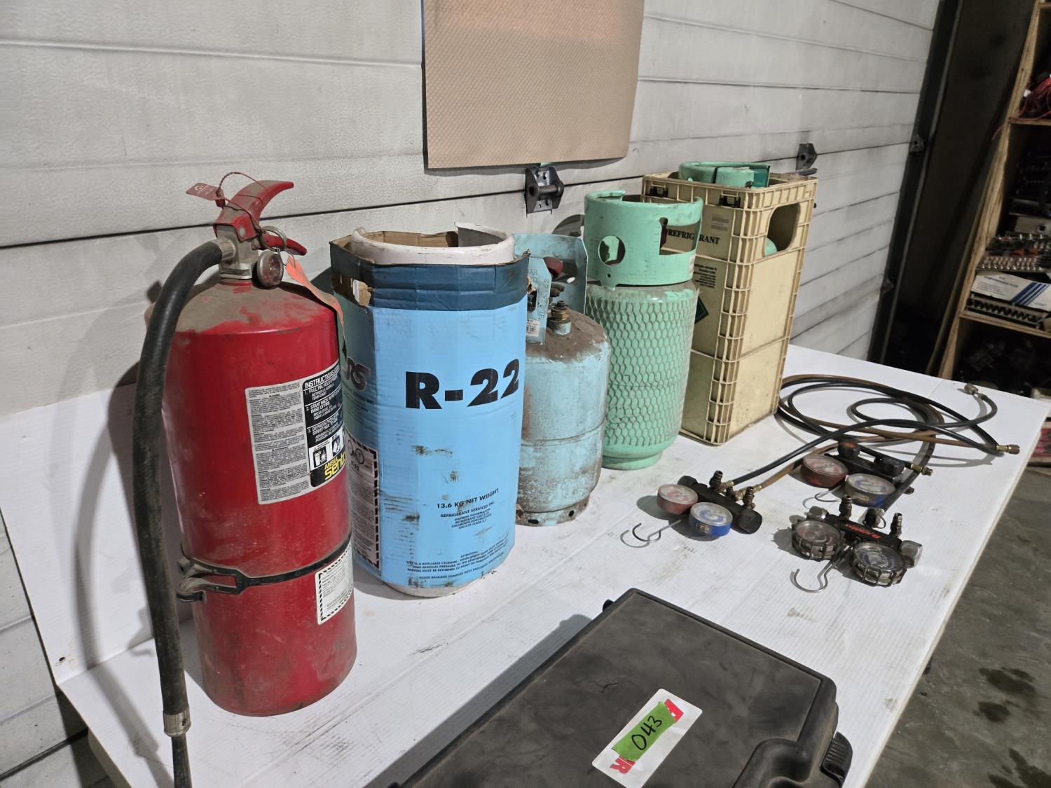AC Equipment & (2) Fire Extinguishers - 26AA | Team Auctions