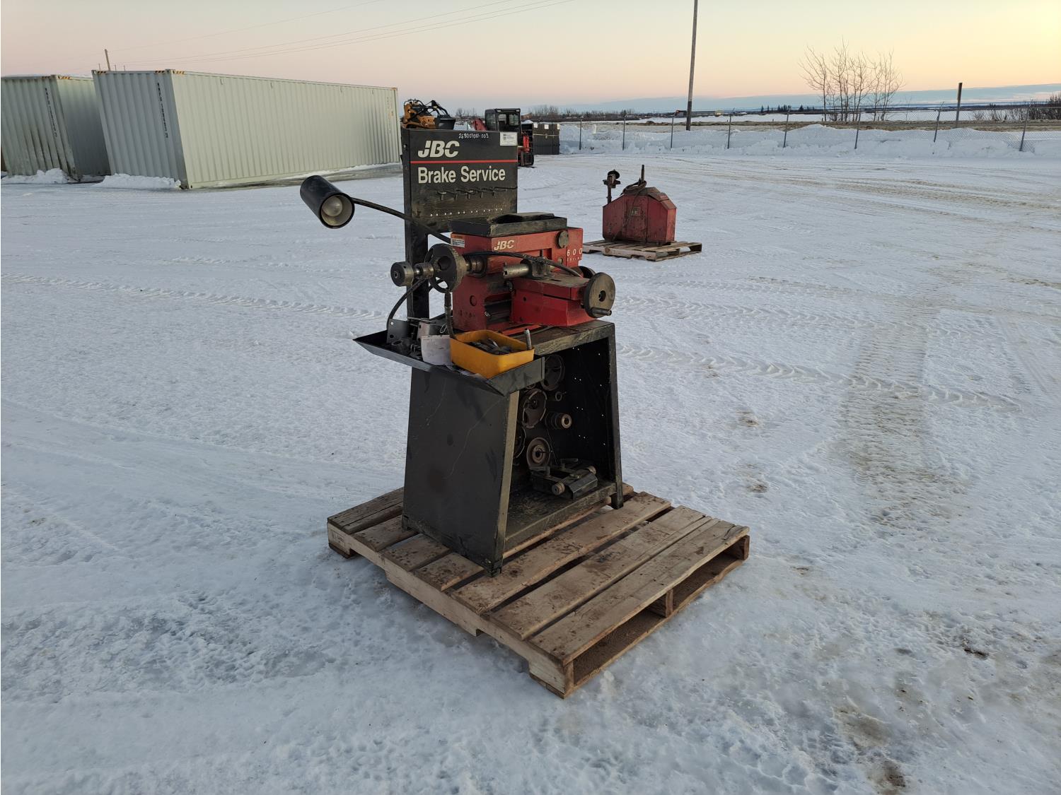 JBC 600 Series Broke Lathe Machine - 26BD | Team Auctions